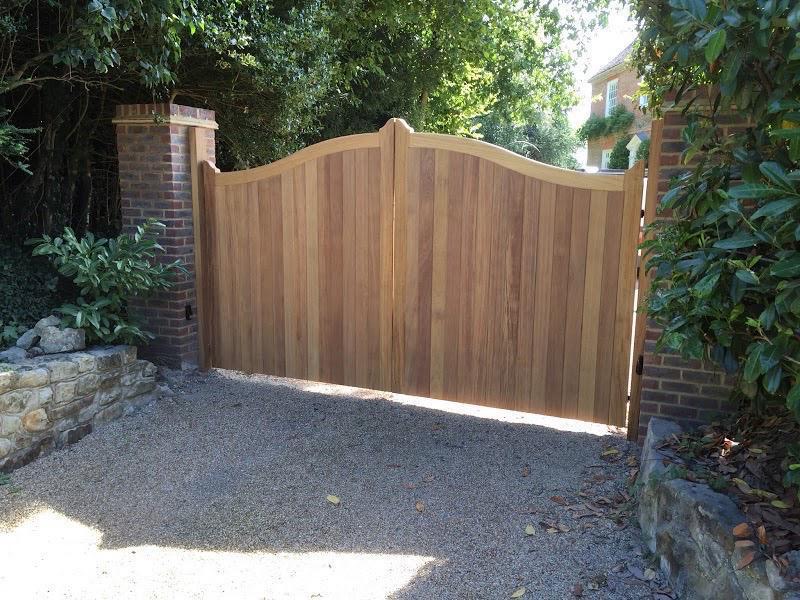 Automated Gates, Garage Doors and Powder Coated Railings